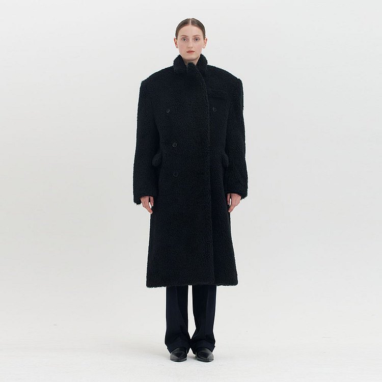 EENK(잉크) QUILY Oversized Faux Fur Coat - Black | 신세계V