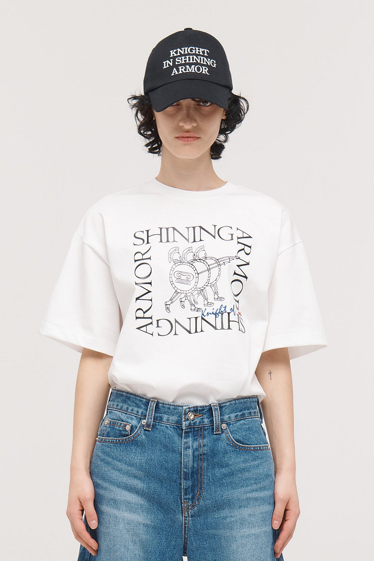 YCH(와이씨에이치) SHINING ARMOR-PRINT T-SHIRT (S23TO915WH) | 신세계V